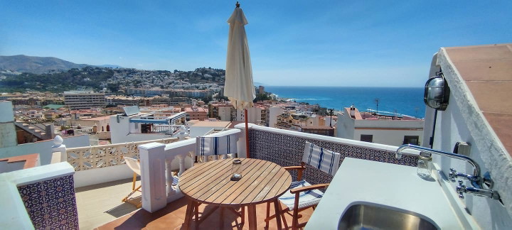 Casa Céntrica Con Terraza Y Patio - Almuñécar