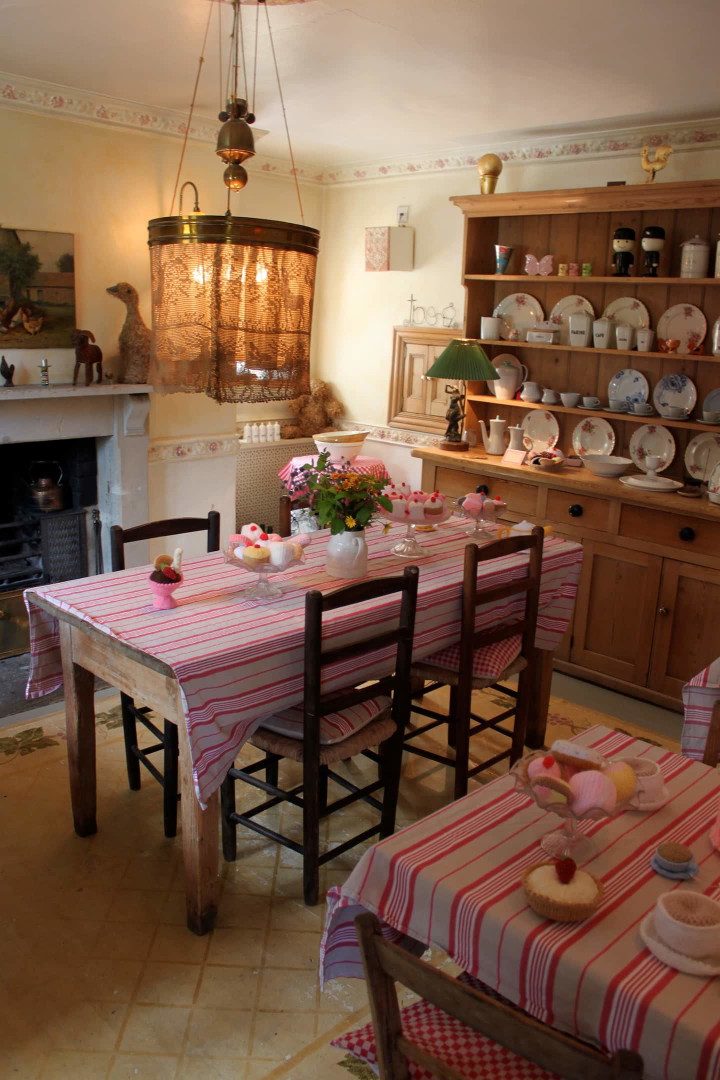 Fosse Farmhouse - The Pine Room - Castle Combe