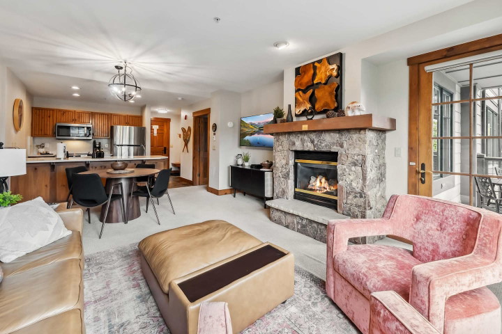 Central Breck Stay | Shared Hot Tub + Ski Access - Breckenridge, CO