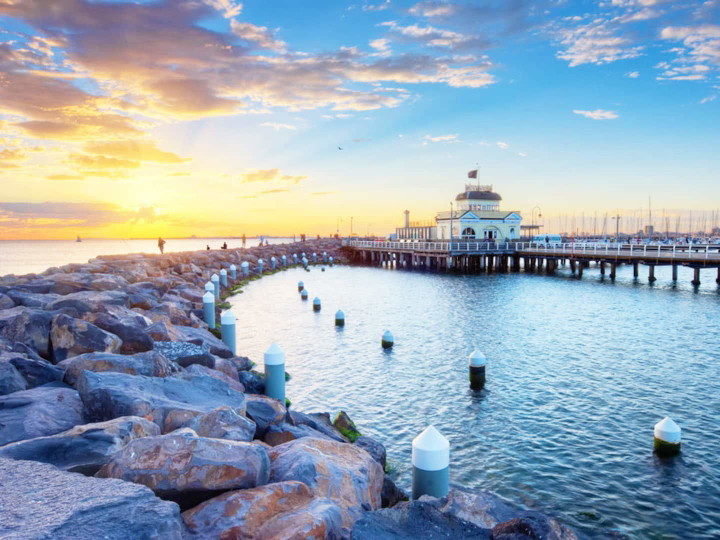 Beachfront Apartment - Melbourne