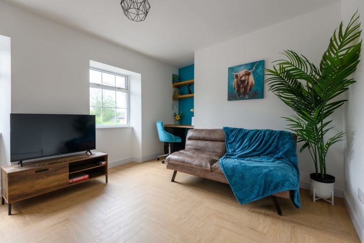 Sugar Loaf Loft, Abergavenny Town Centre - Abergavenny