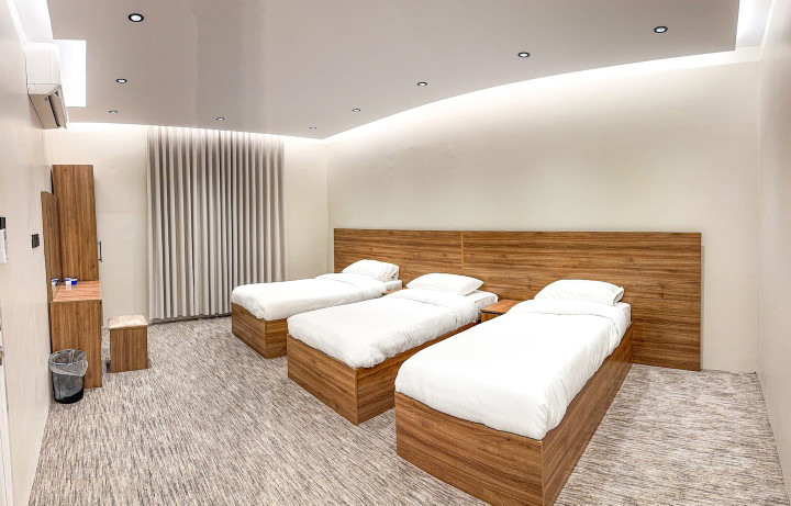 Spacious And Luxurious Room And Kitchen - Madinah