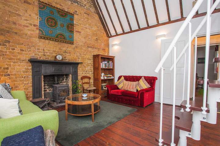 Elegant And Charming 3bed In Converted Vicarage - セントラル・ロンドン