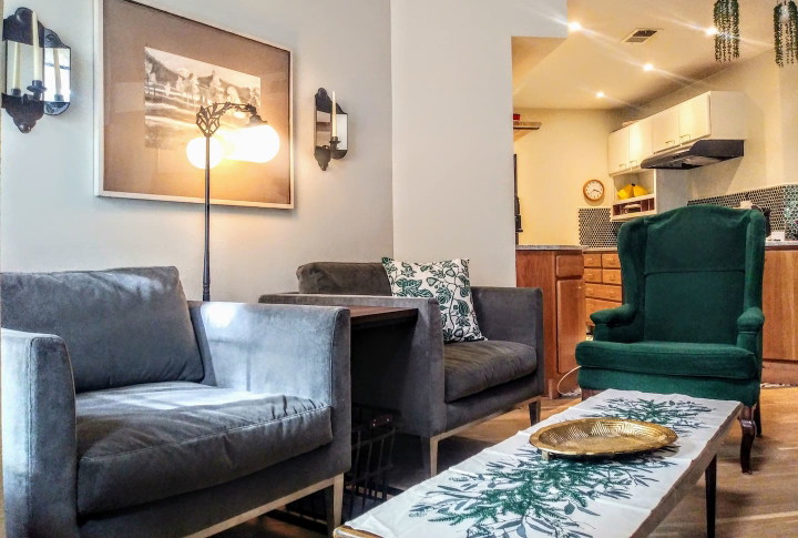 Penthouse Condominium Near Cherry Creek - Littleton, CO