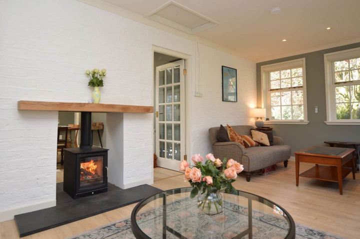 Old Powdermill Cottage, Nearby Portavadie - Tarbert