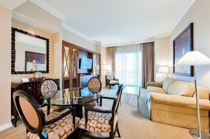 H15hi3 2bd/3ba Sphere View W/balcony/full Kitchen - Las Vegas Strip, NV