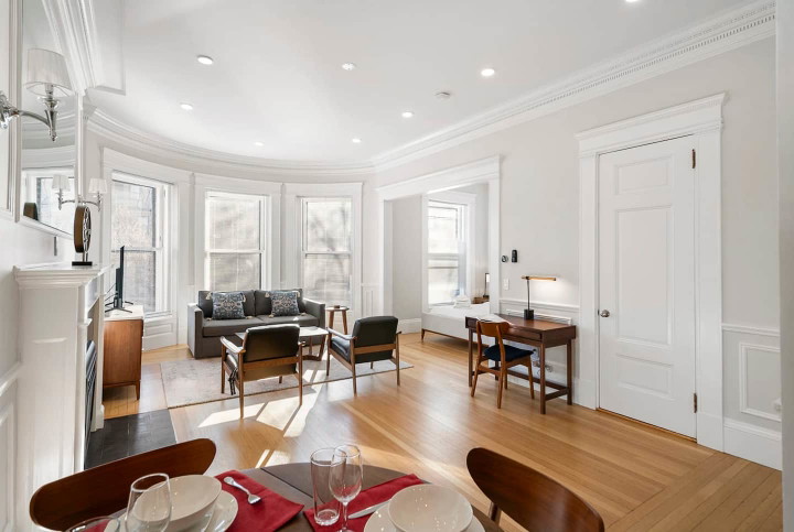 Charlesgate Suites: Renovated & Ready To Host You! - Boston, MA