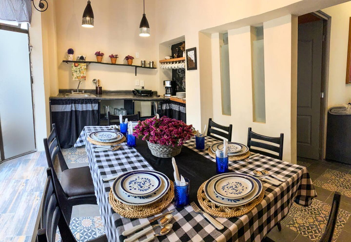Candelabra Table - Puebla