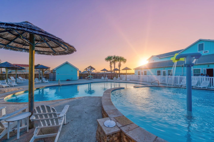Pool & Playground | Family Pet-friendly Townhome - North Padre Island, TX