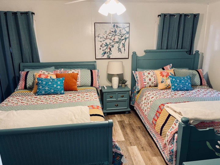 Wildflower Suite- Near Ttu + Med Dist. + Downtown - Lubbock, TX