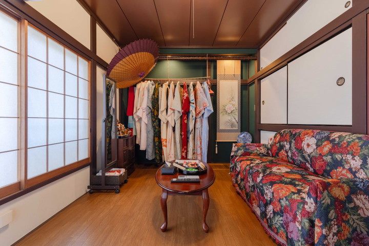 Shinjuku, Akihabara, Narita, Disney Direct/ Kimono - Urayasu