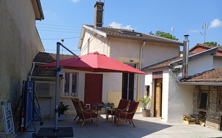 Maison Chaleureuse, Jardin / Sauna Centre à Pied - Châlons-en-Champagne