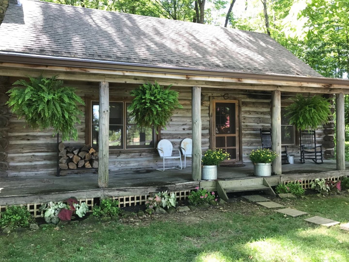 Bay Horse Inn- Cabin - Greenwood, IN