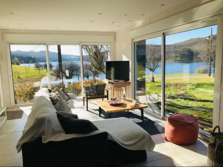 Superbe Maison Face Au Lac - Lacaune