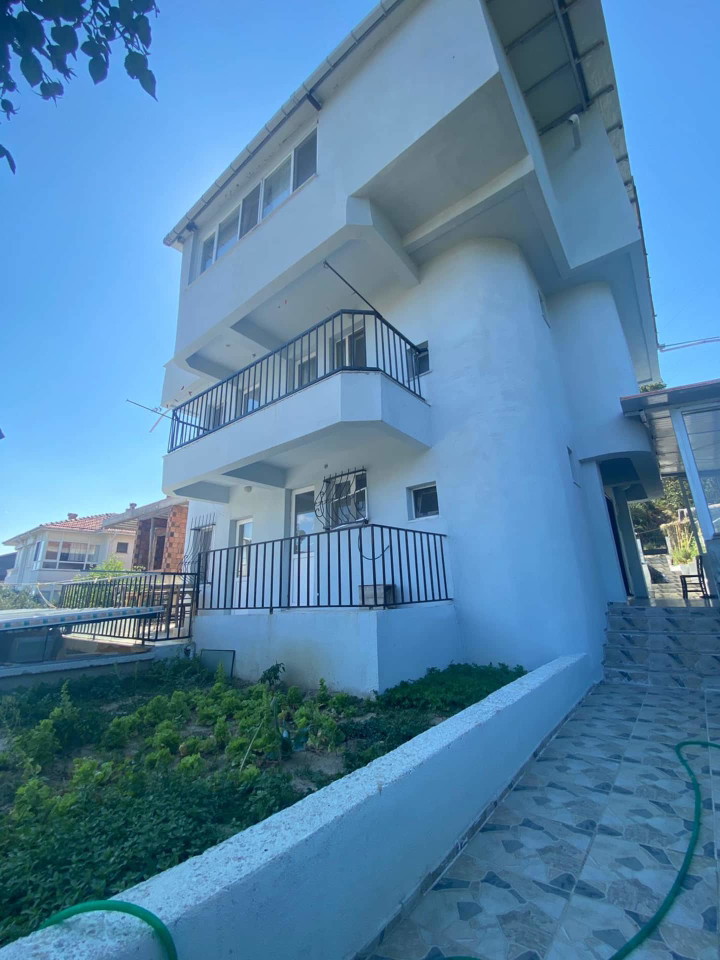 Ocaklar'da Deniz Ve Dağ Manzaralı  Dubleks Villa - Erdek