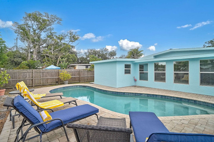 Vitamin Sea: Private Pool, Downtown, And Beaches! - Sarasota, FL
