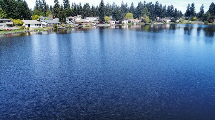 Lakeside Retreat, On Lake, Sleeps 5 Room For More. - Federal Way, WA