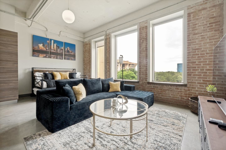 Luxury Downtown Dallas Condo | Walk To Aac - Dallas