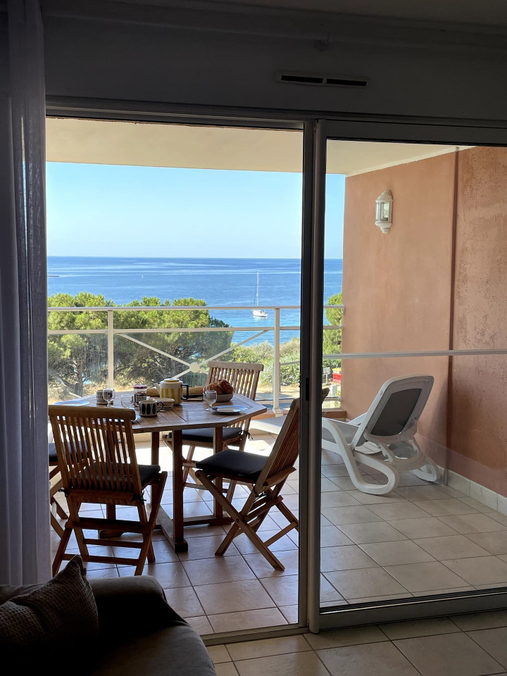 Beachfront Apartment  Residence With Pool - Ajaccio