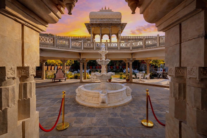 Maharaja Suite In A Luxurious Heritage Palace - Rajasthan