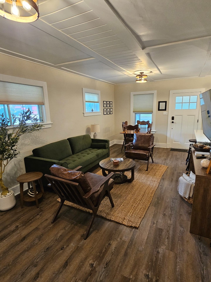 2 Bed, 1 Bath Home Near Downtown & Bruce Power - Kincardine