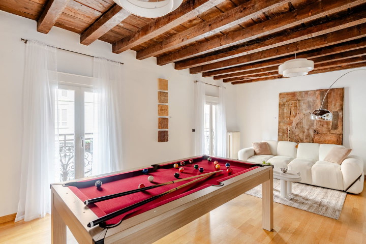Luxury Stay Isola With Billiards & Ping Pong - Милан