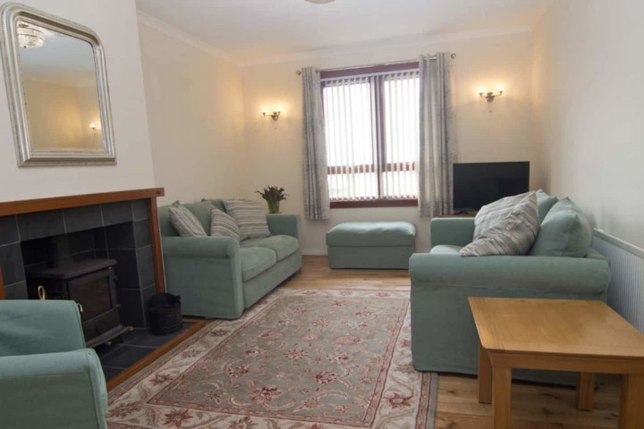 Glendale, 7 Loch Nevis Terrace. Mallaig. - Mallaig