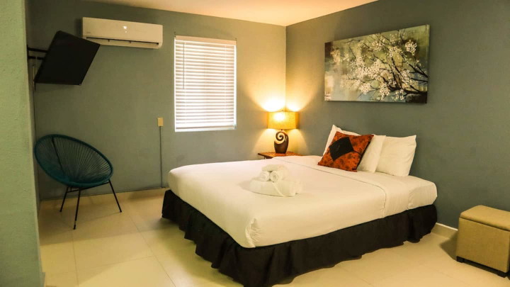 Beachfront Studio - Unit 106 Ocean Villa - Guam
