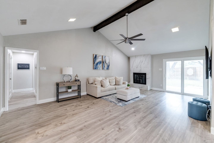 Welcome To Our Beautiful Home In Carrollton! - Carrollton, TX