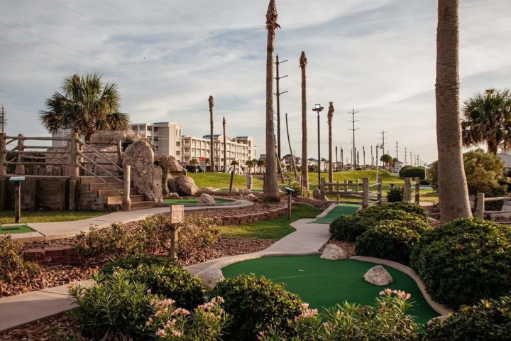 Relax In A Seaside Villa W/ Great Views | 3 Units - Galveston