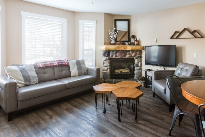 Spacious Townhouse | Loft Access | Mountain Views - Fernie