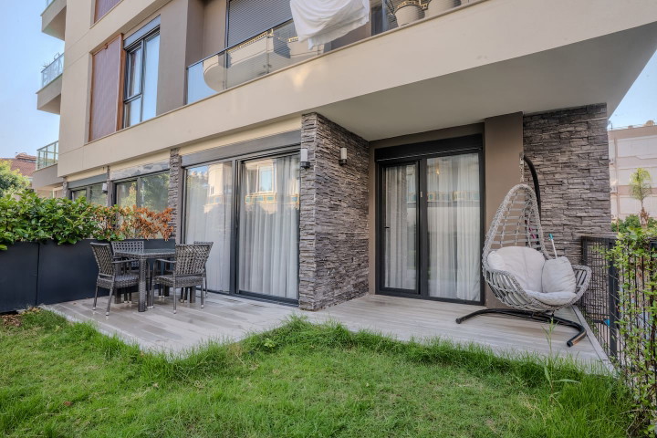 Denize 400 Metre Bahçeli Daire - Alanya