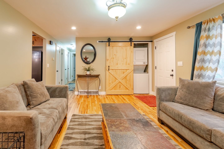 Cozy, Quiet Sandy House-close To Ski Resorts-pets - Sandy, UT