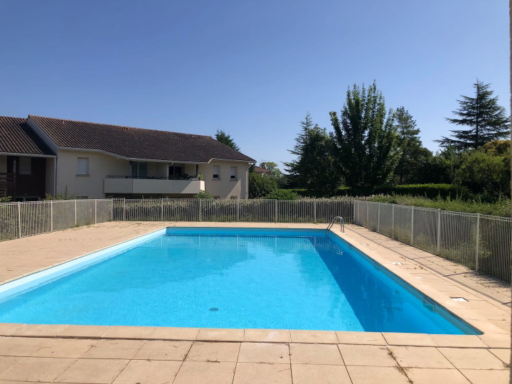 Appartement Cosy Dans Une Résidence Très Calme - Blaye
