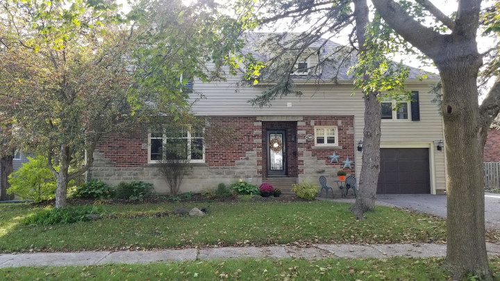 Self Contained 2 Bedroom Suite In Executive Home - Peterborough, ON, Canadà