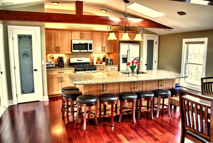 Luxury Downtown Penthouse - Walk To Track, Restaurants, Spas And So Much More! - Saratoga Springs, NY