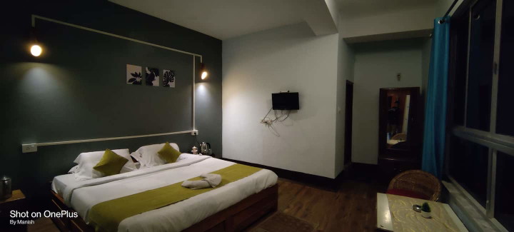 Warm Cozy Rooms With Great Views & Rooftop Dining. - Pelling
