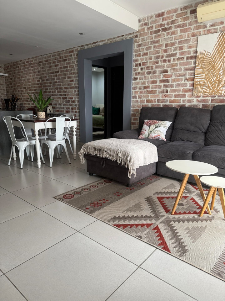 Door5 Wild Olive Windhoek - Windhoek