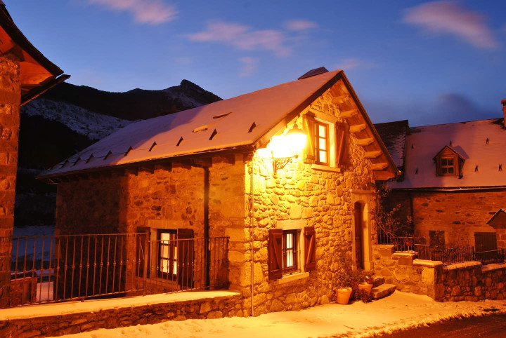Casa "Cuadra De Tomasé" En Lanuza - Formigal