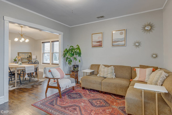 Cozy Jefferson Park 2br Apt - Skokie, IL