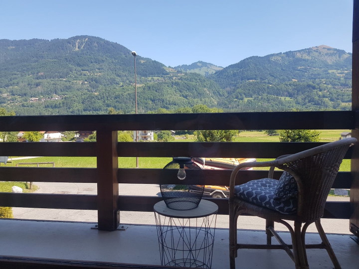 Air Conditioning. Ideally Located, Beautiful View, 400m From The Lake. - Morillon