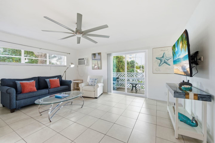Sea Sanctuary (B11) - Pompano Beach, FL