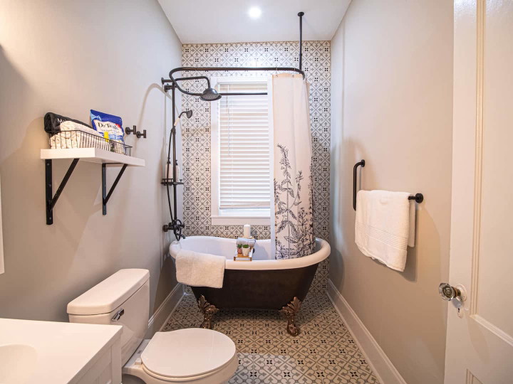 Marietta Square's Home Away! - Kennesaw, GA