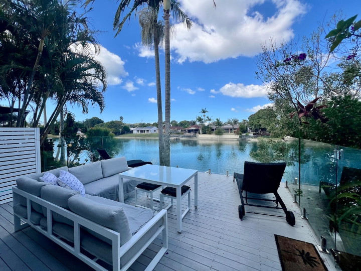 Waterfront Family Oasis - Pool, Kayaks - Tweed Heads