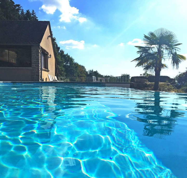 Upper House Infinity Pool - Villefranche-de-Rouergue