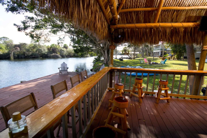 Charming 3 Bedroom On The River - Lakewood Ranch, FL