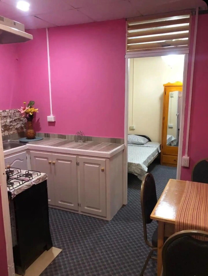 Compact Studio Apartment - 포트오브스페인