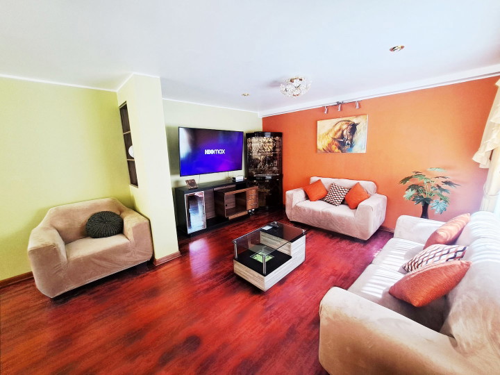Casa Completa Con Excelente Ubicación - Ica