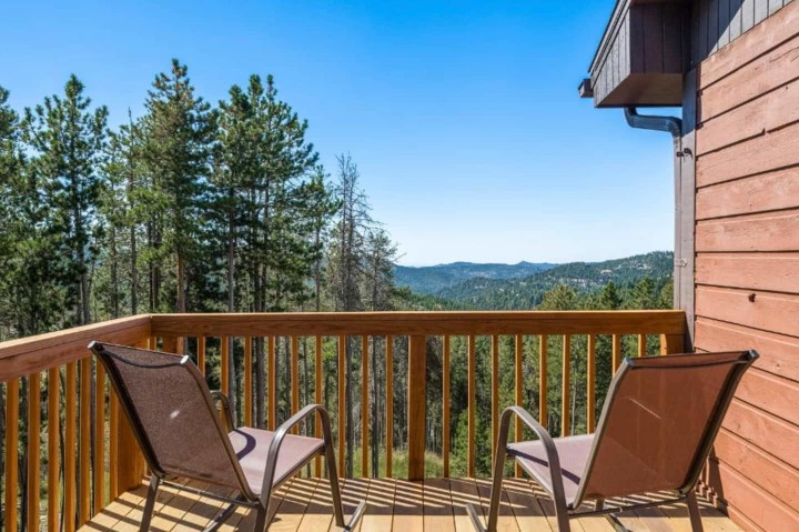 Spacious Rocky Mountain Getaway: Sleeps 20, Games - Evergreen, CO