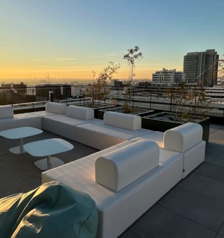 Quiet Cute & Moder Apt Madrid, Parking & Chill-out - Madrid